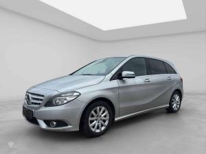 Pelēks Mercedes-Benz B 180 2012 Kauņa, ar dzinēja tilpumu 1.80 L un nobraukumu 270 tūkst. km par 5490 €, foto  vietnē AUTOMOTO.COM.LV