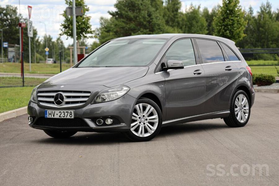 Grey Mercedes-Benz B 180 2012 in Jelgava, with an engine capacity of 1.60 L and mileage of 65 thousand km for 7350 €, photo 1 on AUTOMOTO.COM.LV