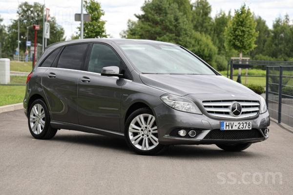 Pelēks Mercedes-Benz B 180 2012 Jelgava, ar dzinēja tilpumu 1.60 L un nobraukumu 65 tūkst. km par 7350 €, foto 3 vietnē AUTOMOTO.COM.LV
