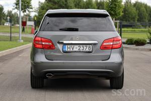 Grey Mercedes-Benz B 180 2012 in Jelgava, with an engine capacity of 1.60 L and mileage of 65 thousand km for 7350 €, photo 6 on AUTOMOTO.COM.LV