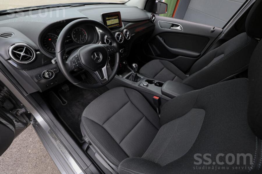 Grey Mercedes-Benz B 180 2012 in Jelgava, with an engine capacity of 1.60 L and mileage of 65 thousand km for 7350 €, photo 9 on AUTOMOTO.COM.LV