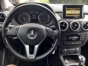 Pelēks Mercedes-Benz B 180 2012 Ukmergė, ar dzinēja tilpumu 1.60 L un nobraukumu 255 tūkst. km par 5950 €, foto 9 vietnē AUTOMOTO.COM.LV