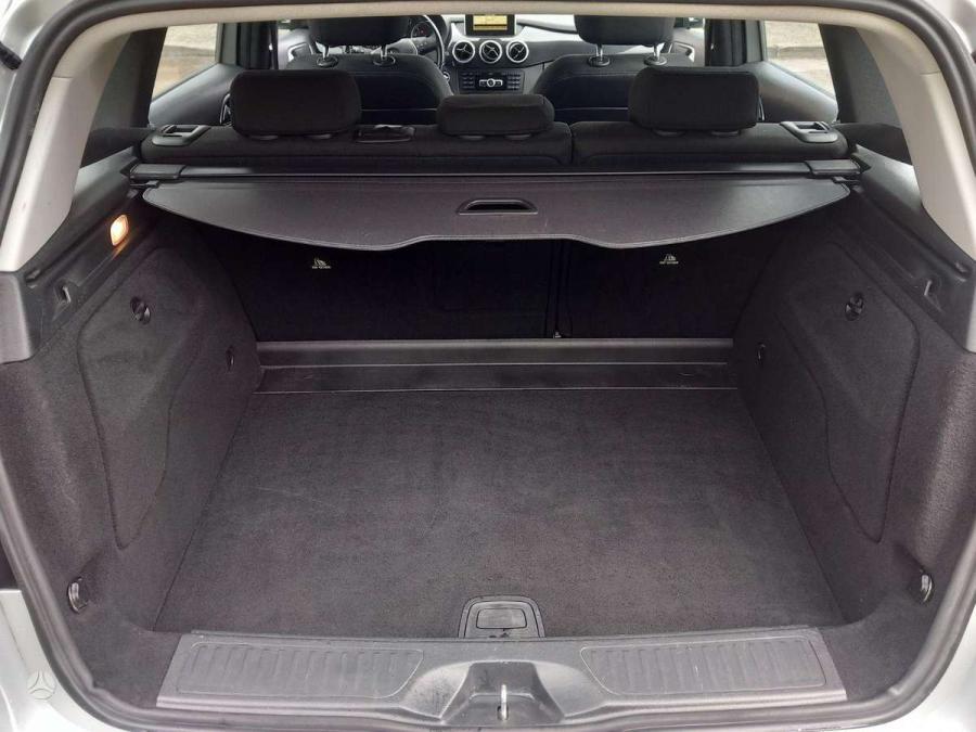 Pelēks Mercedes-Benz B 180 2012 Ukmergė, ar dzinēja tilpumu 1.60 L un nobraukumu 255 tūkst. km par 5950 €, foto 15 vietnē AUTOMOTO.COM.LV