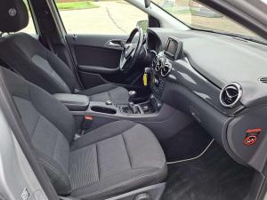 Grey Mercedes-Benz B 180 2012 in Ukmerge, with an engine capacity of 1.60 L and mileage of 26 thousand km for 5500 €, photo 13 on AUTOMOTO.COM.LV