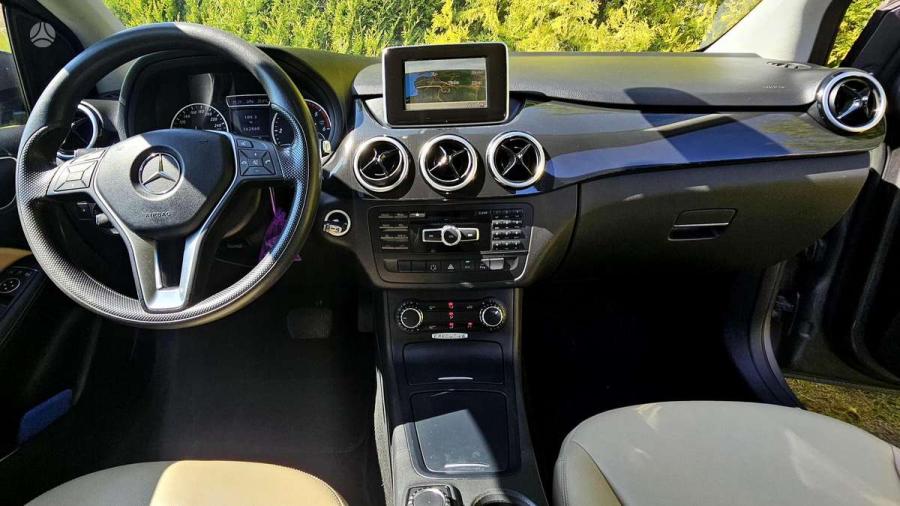 Pelēks Mercedes-Benz B 180 2012 Alīta, ar dzinēja tilpumu 1.80 L un nobraukumu 363 tūkst. km par 5999 €, foto 13 vietnē AUTOMOTO.COM.LV