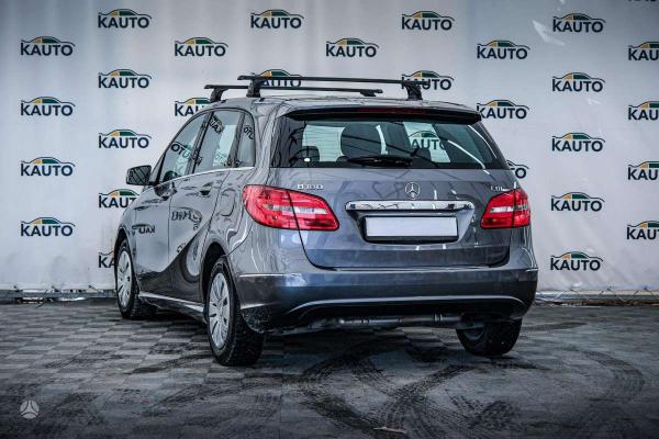 Pelēks Mercedes-Benz B 180 2013 Kauņa, ar dzinēja tilpumu 1.80 L un nobraukumu 250 tūkst. km par 5690 €, foto 4 vietnē AUTOMOTO.COM.LV