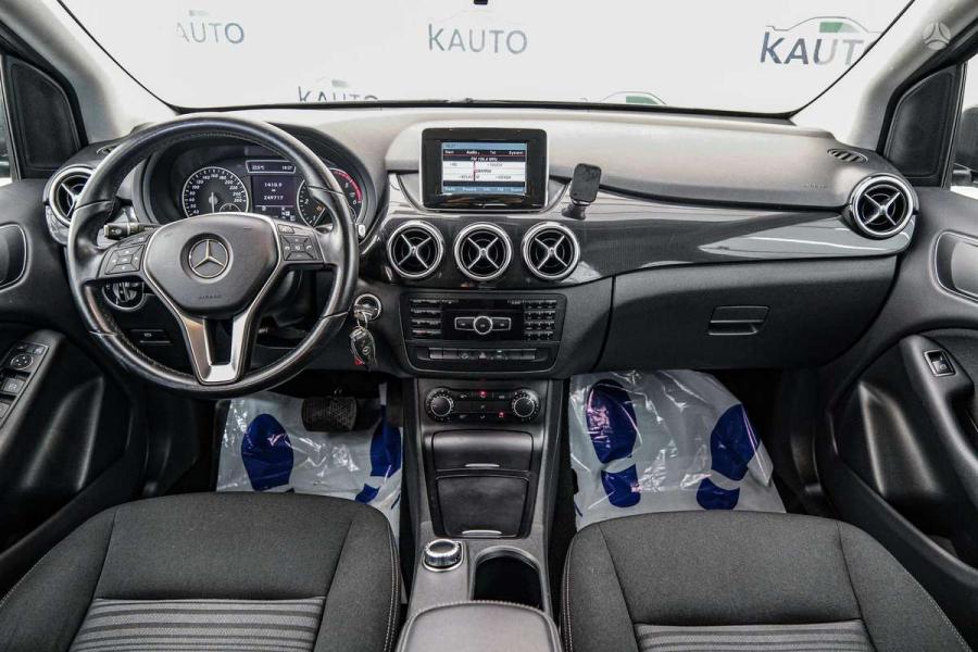 Pelēks Mercedes-Benz B 180 2013 Kauņa, ar dzinēja tilpumu 1.80 L un nobraukumu 250 tūkst. km par 5690 €, foto 9 vietnē AUTOMOTO.COM.LV