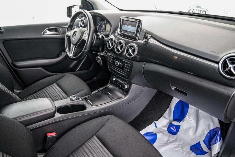 Pelēks Mercedes-Benz B 180 2013 Kauņa, ar dzinēja tilpumu 1.80 L un nobraukumu 250 tūkst. km par 5690 €, foto 12 vietnē AUTOMOTO.COM.LV