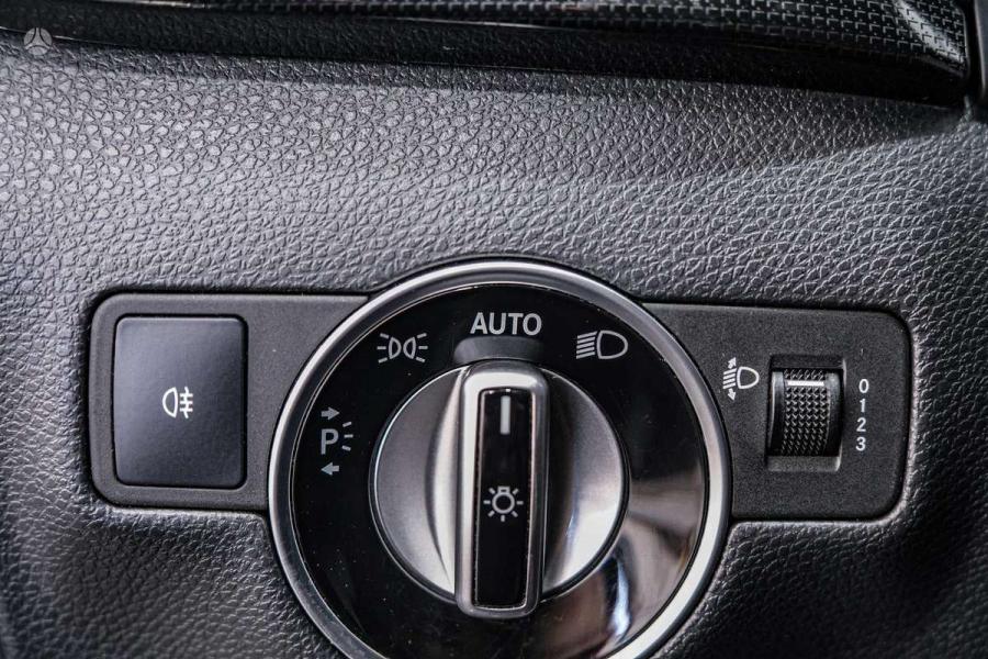 Pelēks Mercedes-Benz B 180 2013 Kauņa, ar dzinēja tilpumu 1.80 L un nobraukumu 250 tūkst. km par 5690 €, foto 14 vietnē AUTOMOTO.COM.LV