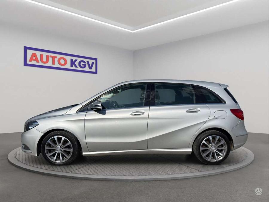 Grey Mercedes-Benz B 180 2013 in Kaunas, with an engine capacity of 1.80 L and mileage of 241 thousand km for 6999 €, photo 3 on AUTOMOTO.COM.LV