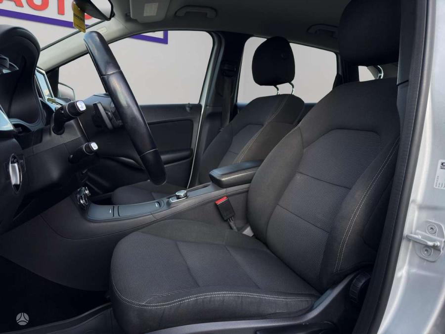 Grey Mercedes-Benz B 180 2013 in Kaunas, with an engine capacity of 1.80 L and mileage of 241 thousand km for 6999 €, photo 15 on AUTOMOTO.COM.LV