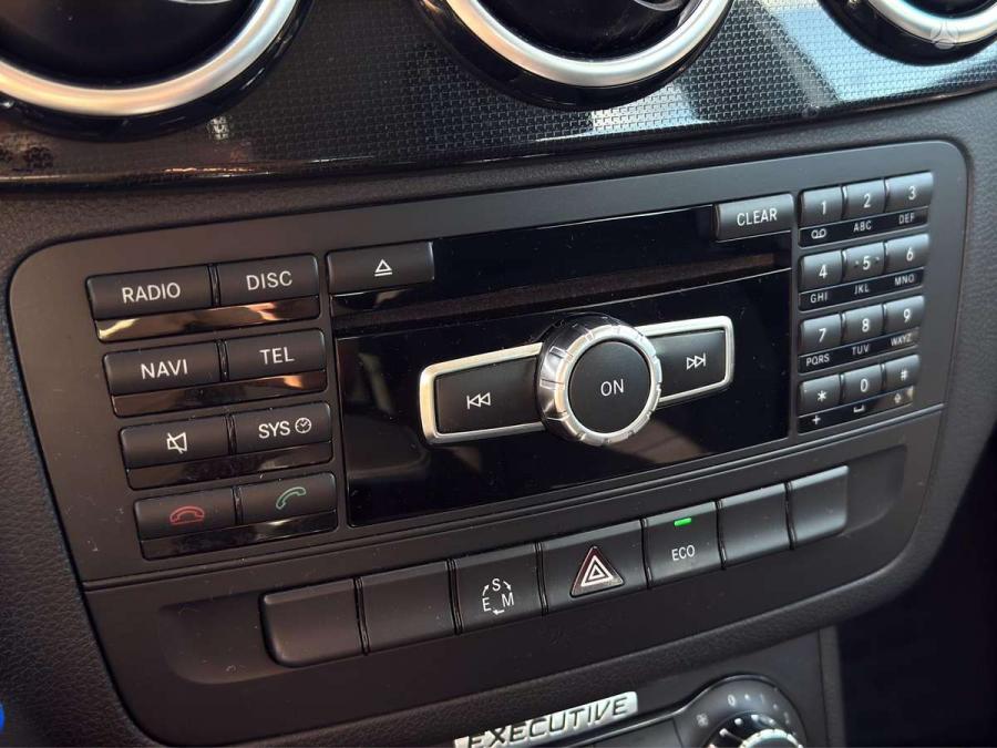 Grey Mercedes-Benz B 180 2013 in Kaunas, with an engine capacity of 1.80 L and mileage of 241 thousand km for 6999 €, photo 18 on AUTOMOTO.COM.LV