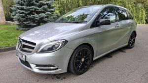 Pelēks Mercedes-Benz B 180 2014 Šauļi, ar dzinēja tilpumu 1.50 L un nobraukumu 200 tūkst. km par 2999 €, foto 3 vietnē AUTOMOTO.COM.LV