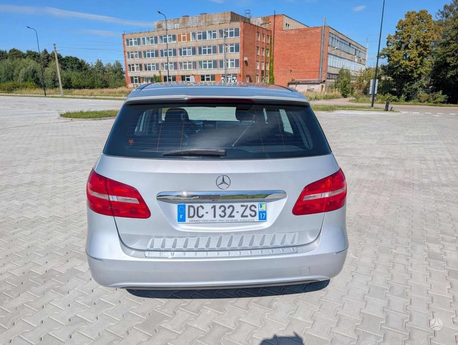 Grey Mercedes-Benz B 180 2014 in Taurage, with an engine capacity of 1.50 L and mileage of 242 thousand km for 4950 €, photo 8 on AUTOMOTO.COM.LV