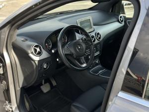 Pelēks Mercedes-Benz B 180 2017 Viļņa, ar dzinēja tilpumu 1.60 L un nobraukumu 67 tūkst. km par 10500 €, foto 12 vietnē AUTOMOTO.COM.LV