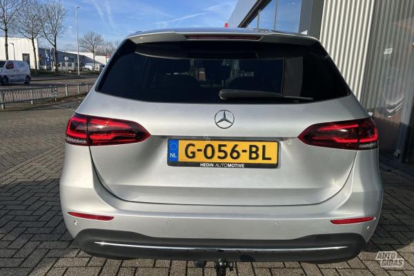 Pelēks Mercedes-Benz B 180 2019 Kauņa, ar dzinēja tilpumu 1.30 L un nobraukumu 89 tūkst. km par 23495 €, foto 4 vietnē AUTOMOTO.COM.LV