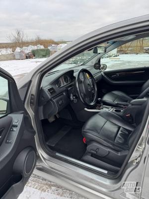 Pelēks Mercedes-Benz B 180 2005 Šauļi, ar dzinēja tilpumu 2.00 L un nobraukumu 331 tūkst. km par 2400 €, foto 12 vietnē AUTOMOTO.COM.LV