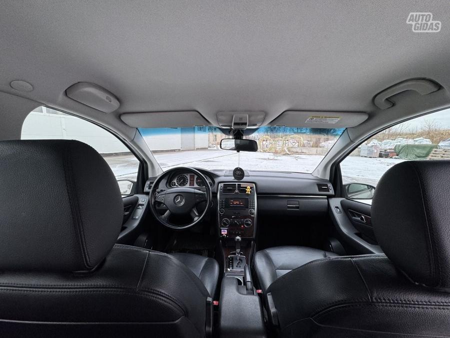 Pelēks Mercedes-Benz B 180 2005 Šauļi, ar dzinēja tilpumu 2.00 L un nobraukumu 331 tūkst. km par 2400 €, foto 16 vietnē AUTOMOTO.COM.LV