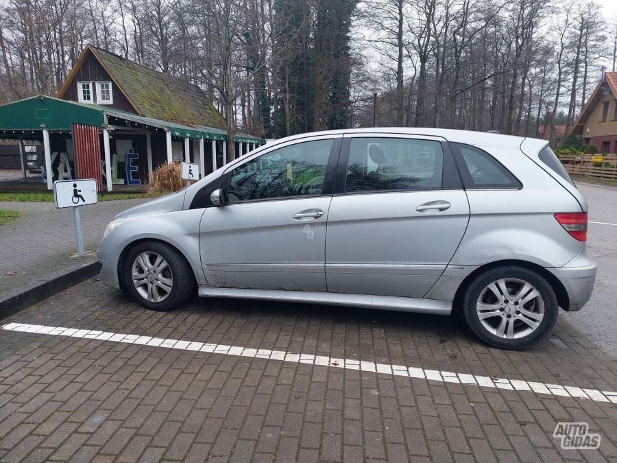 Grey Mercedes-Benz B 180 2005 in Klaipeda, with an engine capacity of 2.00 L and mileage of 206 thousand km for 900 €, photo 3 on AUTOMOTO.COM.LV