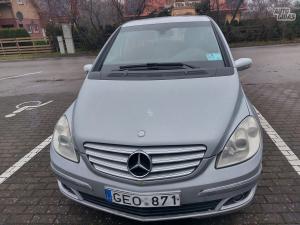 Grey Mercedes-Benz B 180 2005 in Klaipeda, with an engine capacity of 2.00 L and mileage of 206 thousand km for 900 €, photo 4 on AUTOMOTO.COM.LV