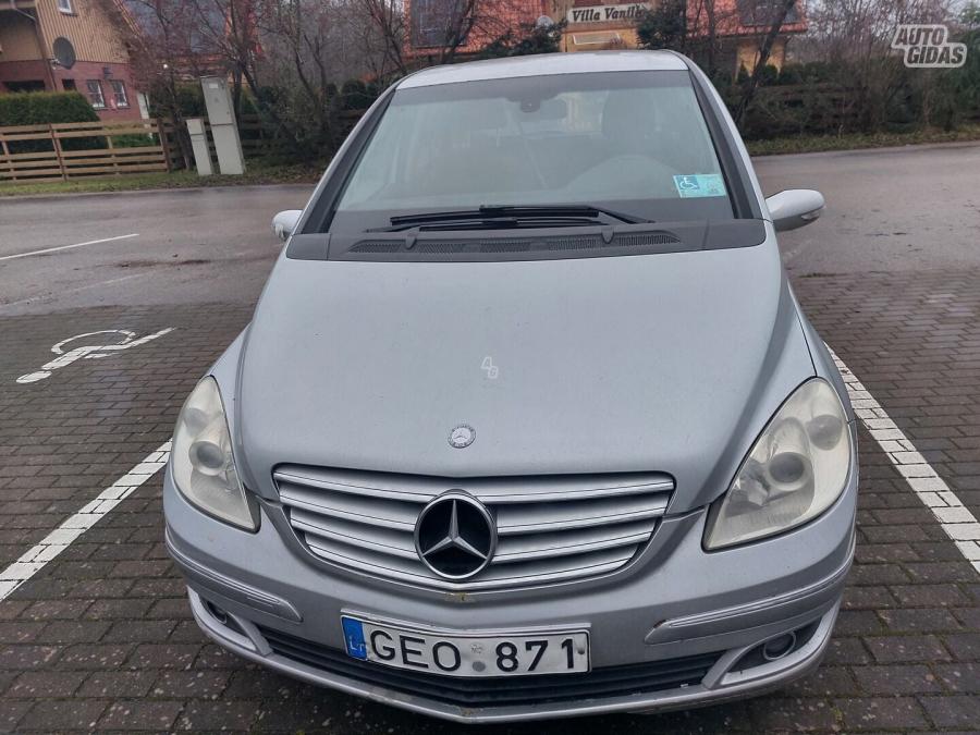 Grey Mercedes-Benz B 180 2005 in Klaipeda, with an engine capacity of 2.00 L and mileage of 206 thousand km for 900 €, photo 4 on AUTOMOTO.COM.LV