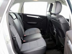Pelēks Mercedes-Benz B 180 2005 Tallina, ar dzinēja tilpumu 2.00 L un nobraukumu 279 tūkst. km par 1299 €, foto 15 vietnē AUTOMOTO.COM.LV