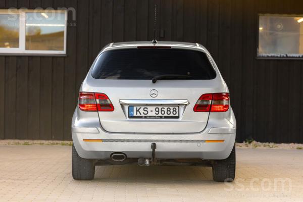 Grey Mercedes-Benz B 180 2005 in Jelgava, with an engine capacity of 2.00 L and mileage of 205 thousand km for 2100 €, photo 5 on AUTOMOTO.COM.LV