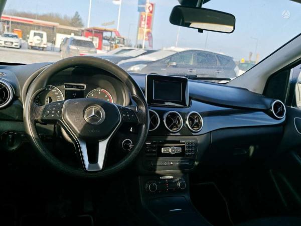 Pelēks Mercedes-Benz B 180 2012 Viļņa, ar dzinēja tilpumu 1.99 L un nobraukumu 276 tūkst. km par 6800 €, foto 8 vietnē AUTOMOTO.COM.LV