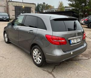 Grey Mercedes-Benz B 180 2013 in Riga, with an engine capacity of 1.80 L and mileage of 234 thousand km for 5000 €, photo 3 on AUTOMOTO.COM.LV