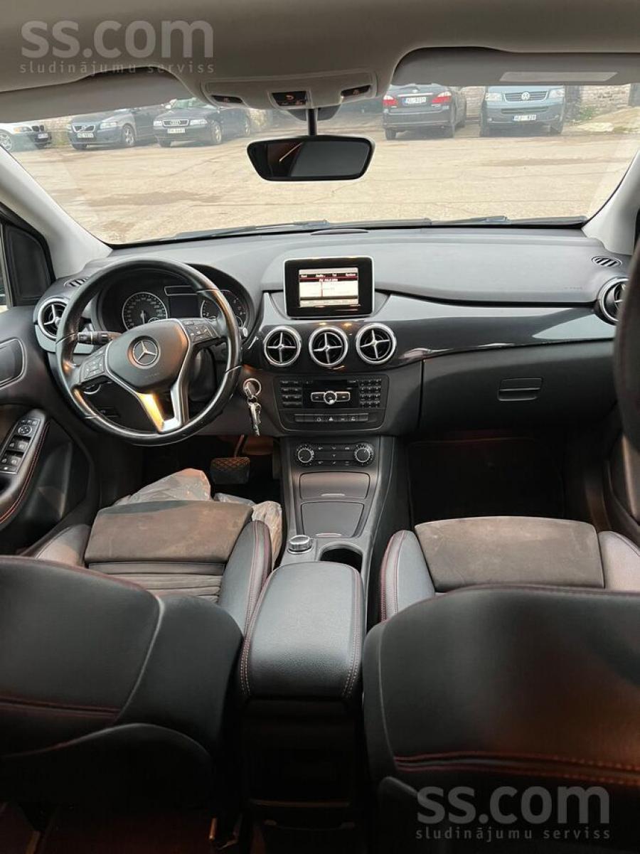 Grey Mercedes-Benz B 180 2013 in Riga, with an engine capacity of 1.80 L and mileage of 234 thousand km for 5000 €, photo 6 on AUTOMOTO.COM.LV