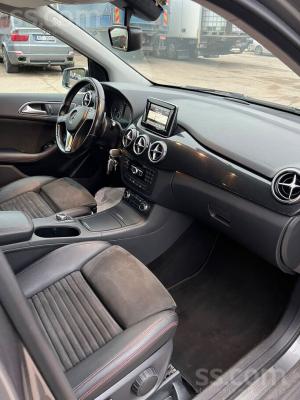 Grey Mercedes-Benz B 180 2013 in Riga, with an engine capacity of 1.80 L and mileage of 234 thousand km for 5000 €, photo 7 on AUTOMOTO.COM.LV