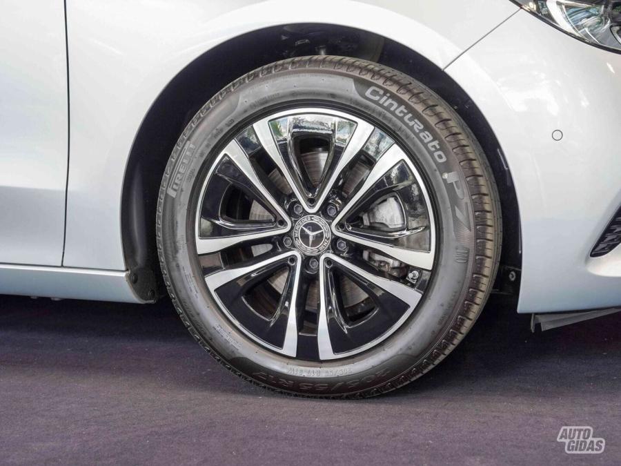 Pelēks Mercedes-Benz B 180 2023 Kauņa, ar dzinēja tilpumu 2.00 L un nobraukumu 30 tūkst. km par 31439 €, foto 2 vietnē AUTOMOTO.COM.LV