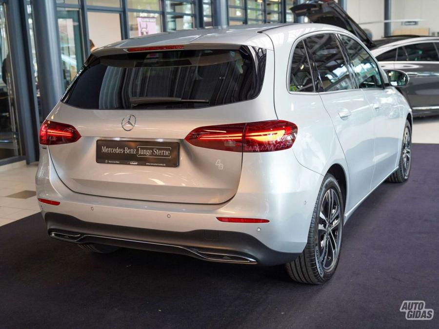 Pelēks Mercedes-Benz B 180 2023 Kauņa, ar dzinēja tilpumu 2.00 L un nobraukumu 30 tūkst. km par 31439 €, foto 5 vietnē AUTOMOTO.COM.LV