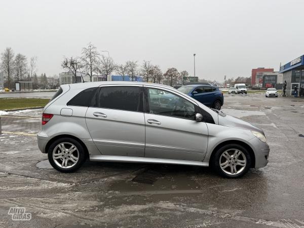 Mercedes-Benz B 180 2005 Šauļi, ar dzinēja tilpumu 2.00 L un nobraukumu 325 tūkst. km par 1650 €, foto 3 vietnē AUTOMOTO.COM.LV