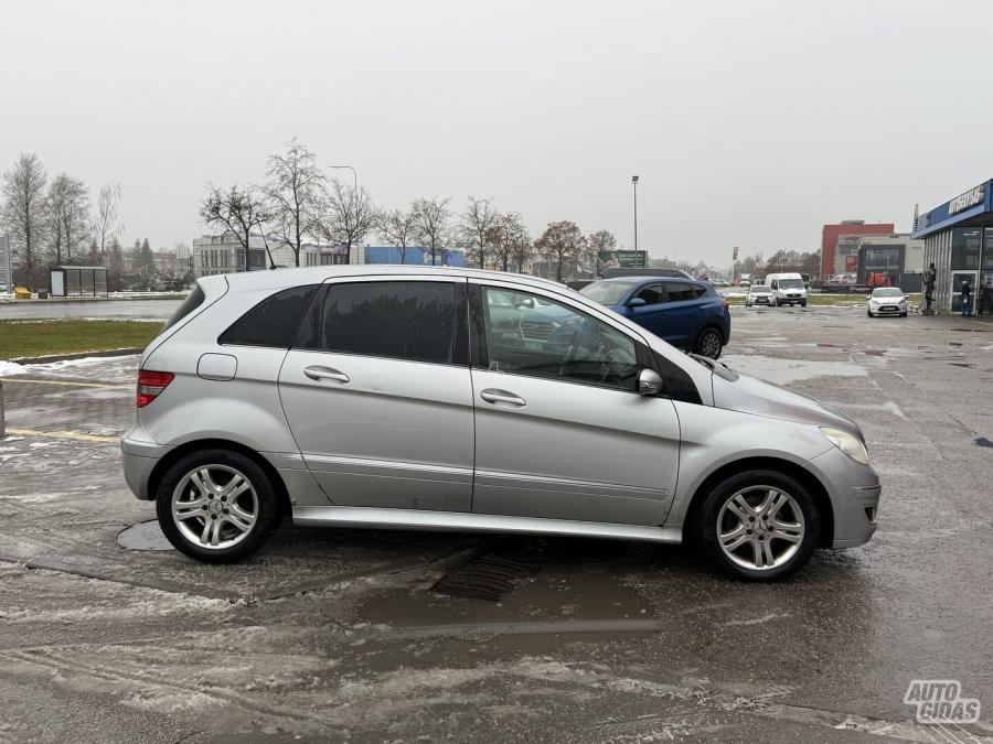 Mercedes-Benz B 180 2005 Šauļi, ar dzinēja tilpumu 2.00 L un nobraukumu 325 tūkst. km par 1450 €, foto 3 vietnē AUTOMOTO.COM.LV