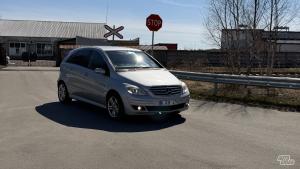 Mercedes-Benz B 180 2005 Šauļi, ar dzinēja tilpumu 2.00 L un nobraukumu 325 tūkst. km par 1850 €, foto  vietnē AUTOMOTO.COM.LV