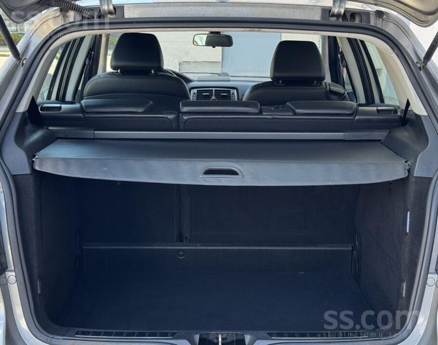 Mercedes-Benz B 180 2005 Jelgava, ar dzinēja tilpumu 2.00 L un nobraukumu 255 tūkst. km par 2400 €, foto 9 vietnē AUTOMOTO.COM.LV