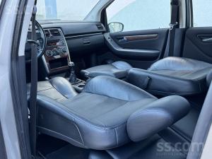 Mercedes-Benz B 180 2005 Jelgava, ar dzinēja tilpumu 2.00 L un nobraukumu 255 tūkst. km par 2400 €, foto 15 vietnē AUTOMOTO.COM.LV