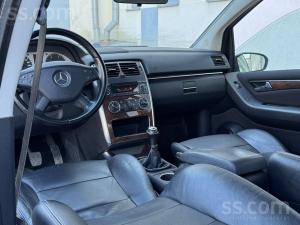 Mercedes-Benz B 180 2005 Jelgava, ar dzinēja tilpumu 2.00 L un nobraukumu 255 tūkst. km par 2400 €, foto 16 vietnē AUTOMOTO.COM.LV
