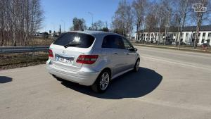 Mercedes-Benz B 180 2005 Šauļi, ar dzinēja tilpumu 2.00 L un nobraukumu 325 tūkst. km par 1450 €, foto 6 vietnē AUTOMOTO.COM.LV