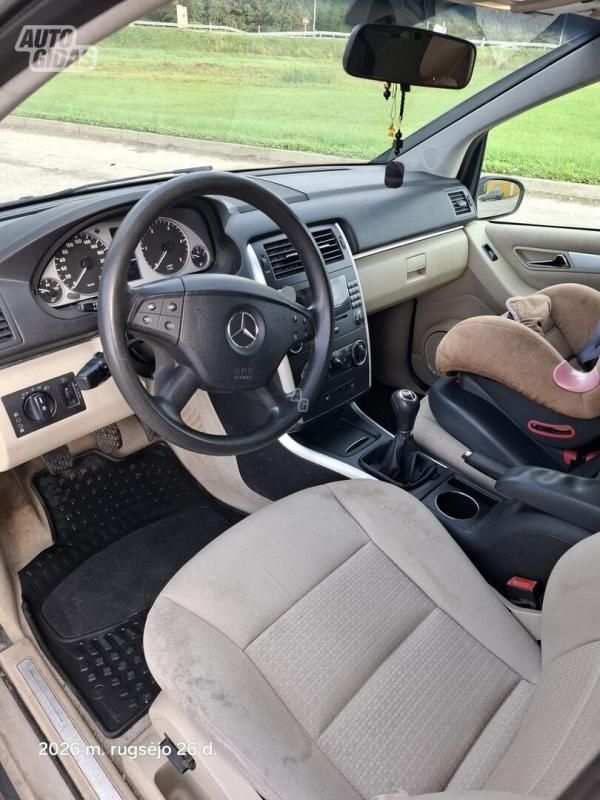 Mercedes-Benz B 180 2005 Pakruojis, ar dzinēja tilpumu 2.00 L un nobraukumu 360 tūkst. km par 1500 €, foto 9 vietnē AUTOMOTO.COM.LV