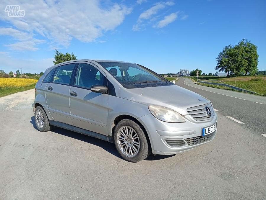 Mercedes-Benz B 180 2006 in Vilnius, with an engine capacity of 2.00 L and mileage of 273 thousand km for 1800 €, photo 4 on AUTOMOTO.COM.LV