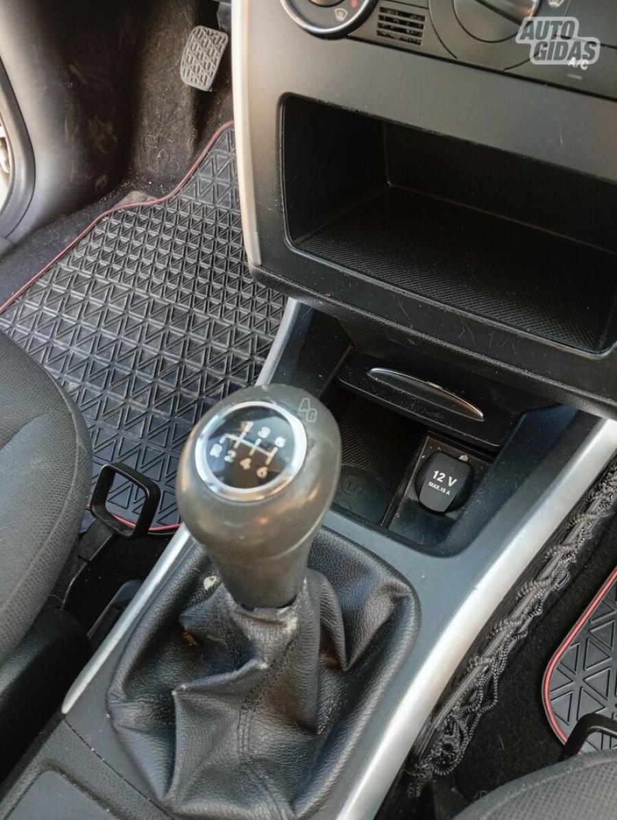 Mercedes-Benz B 180 2006 in Vilnius, with an engine capacity of 2.00 L and mileage of 273 thousand km for 1800 €, photo 18 on AUTOMOTO.COM.LV