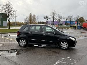 Mercedes-Benz B 180 2007 Šauļi, ar dzinēja tilpumu 2.00 L un nobraukumu 295 tūkst. km par 1550 €, foto 3 vietnē AUTOMOTO.COM.LV