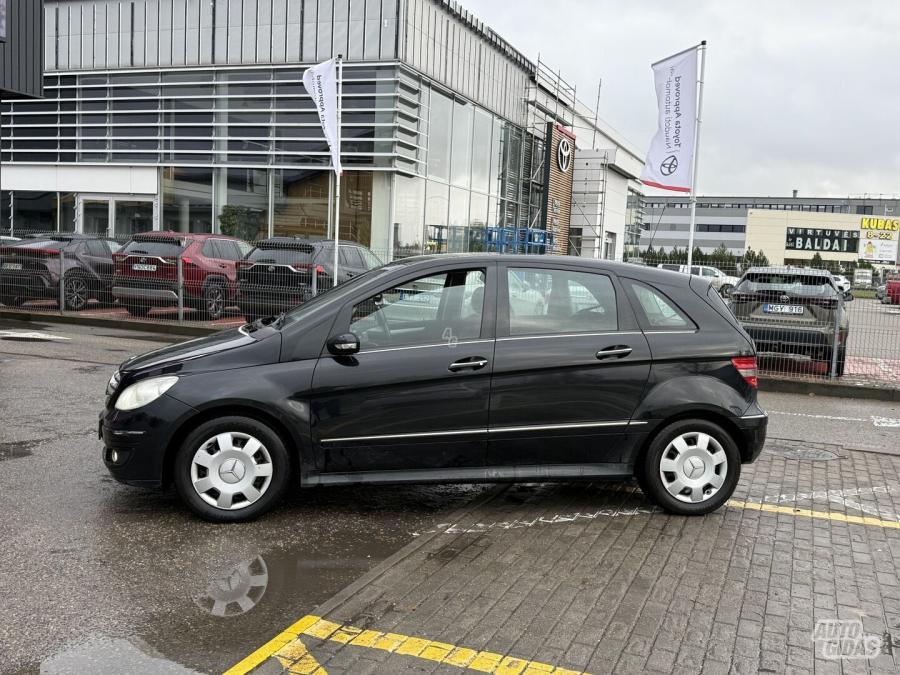 Mercedes-Benz B 180 2007 Šauļi, ar dzinēja tilpumu 2.00 L un nobraukumu 295 tūkst. km par 1550 €, foto 4 vietnē AUTOMOTO.COM.LV