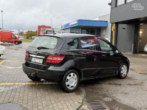 Mercedes-Benz B 180 2007 Šauļi, ar dzinēja tilpumu 2.00 L un nobraukumu 295 tūkst. km par 1550 €, foto 5 vietnē AUTOMOTO.COM.LV