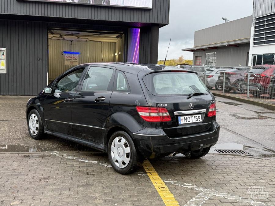 Mercedes-Benz B 180 2007 in Siauliai, with an engine capacity of 2.00 L and mileage of 295 thousand km for 1550 €, photo 6 on AUTOMOTO.COM.LV