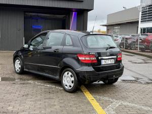 Mercedes-Benz B 180 2007 Šauļi, ar dzinēja tilpumu 2.00 L un nobraukumu 295 tūkst. km par 1550 €, foto 6 vietnē AUTOMOTO.COM.LV