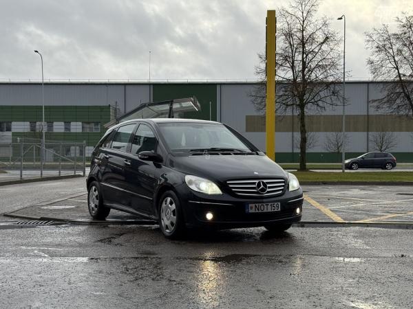 Mercedes-Benz B 180 2007 in Siauliai, with an engine capacity of 2.00 L and mileage of 2950 thousand km for 1550 €, photo 2 on AUTOMOTO.COM.LV