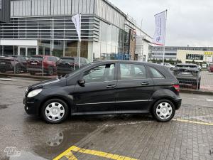 Mercedes-Benz B 180 2007 in Siauliai, with an engine capacity of 2.00 L and mileage of 2950 thousand km for 1550 €, photo 4 on AUTOMOTO.COM.LV